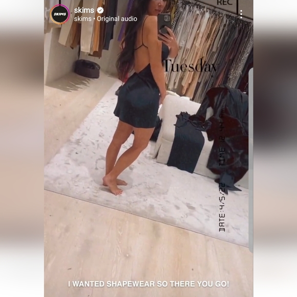 SKIMS | Intimates & Sleepwear | Skims Barely There Low Back Shorts ...